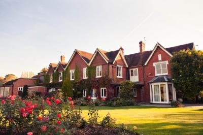 Wedding Venue in Buckinghamshire – For Better For Worse