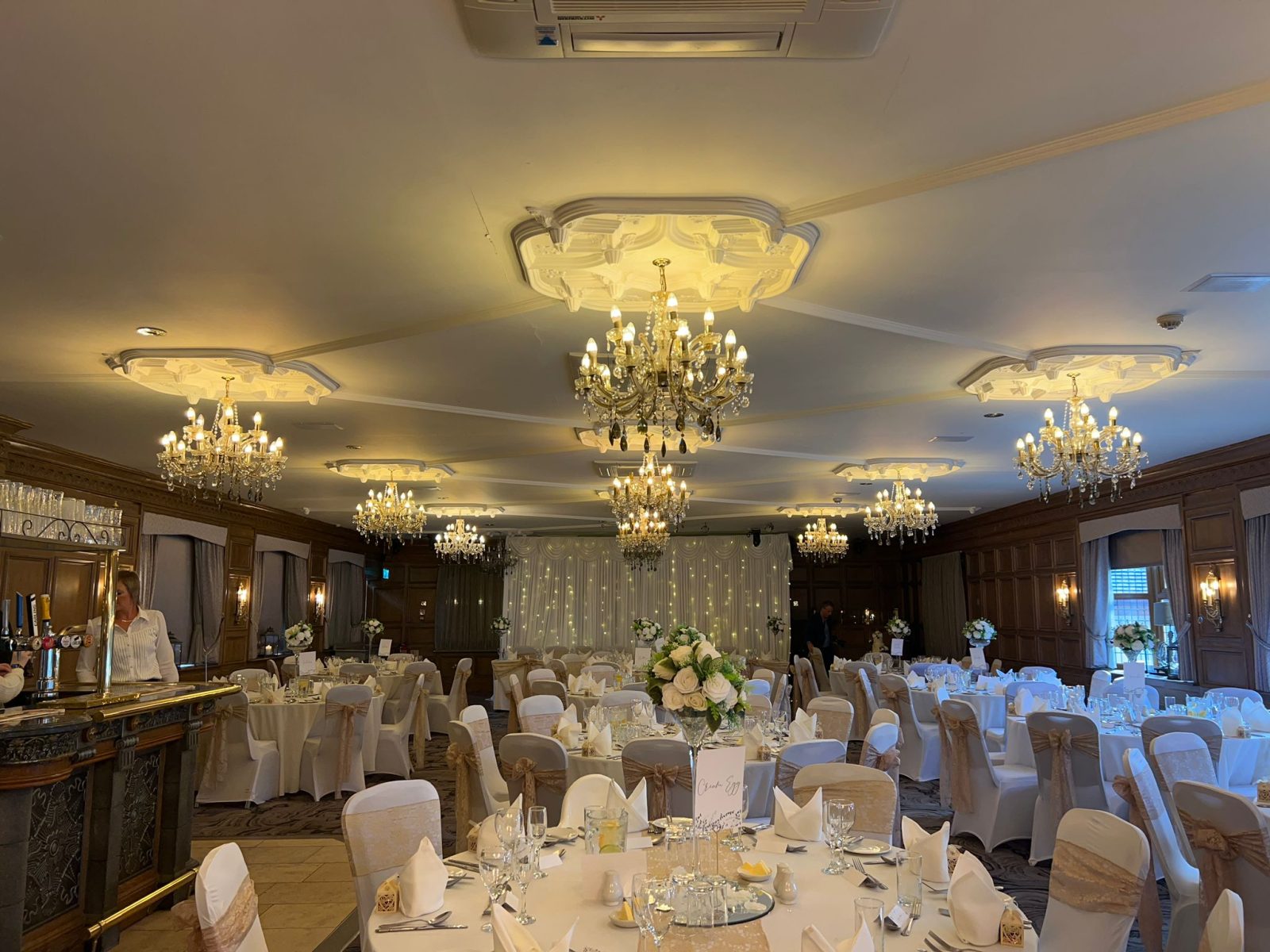 The Royal Toby Hotel | Wedding Venue in Rochdale | For Better For Worse
